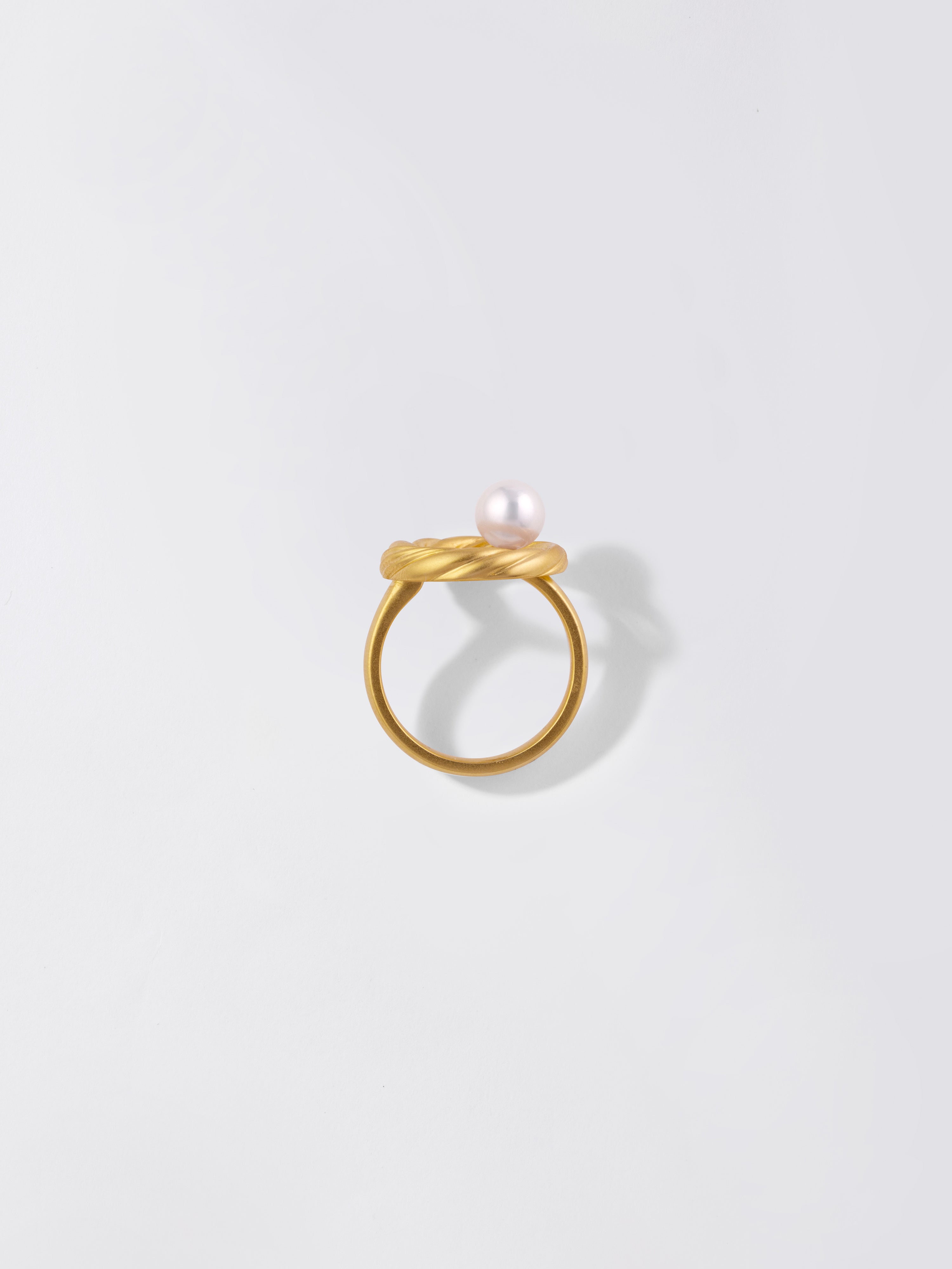 Lightweight Pearl Ring - 24K Gold Vermeil - 6.5mm Pearl Size | BIWAKO ...